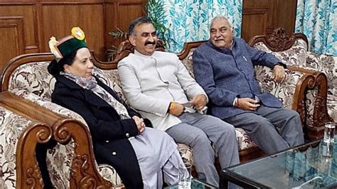 Accept It Pratibha Singh Others React After Sukhu Named Himachal Pradesh Cm Hindustan Times