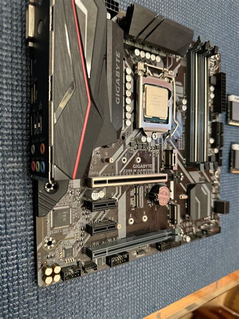 Intel I6 9600k Gigabyte Z390 M Gaming Motherboard Gskill 3200 Ddr4