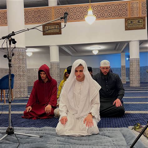 ‎omar Al Azami عمر الأزمي 🇲🇦‎ ‎🫶🏻🤍 Allah Nasheed Islam Maroc الوطن العربي‎ Instagram