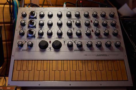 Macbeth Elements Rare Extraordinary Analog Synth With Ems Reverb