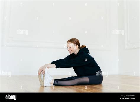 Feet Redhead Hi Res Stock Photography And Images Alamy