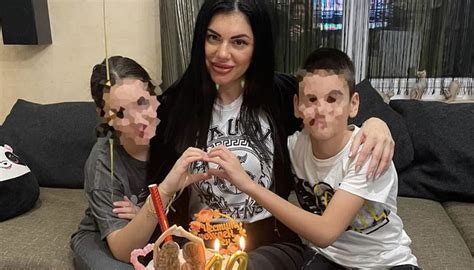 Яница Николова от Русе отбеляза 40 ия си рожден ден след тежкия инцидент