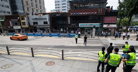 서울시 인파 밀집지역 차량 방호 울타리 설치 검토한다
