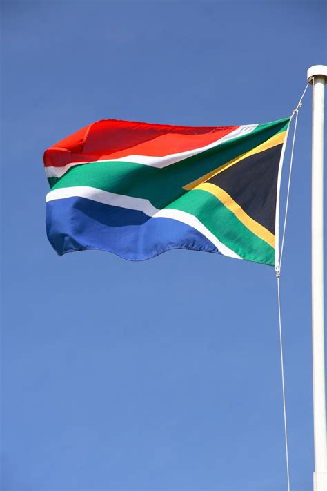 빨간색 흰색 파란색 깃발 사진 Unsplash의 무료 남아프리카 공화국 국기 이미지
