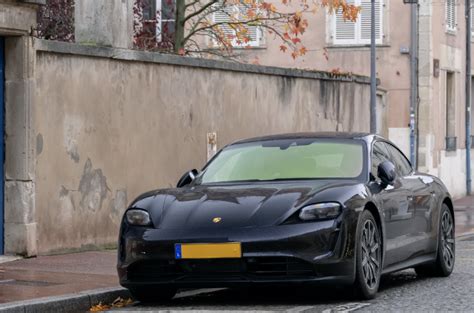 포르쉐 타이칸 가격과 주행거리 연비 간단 정리 네이버 블로그