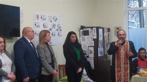 Празнична програма и водосвет в бившия дом „Св Димитър Басарбовски“ по случай Деня на