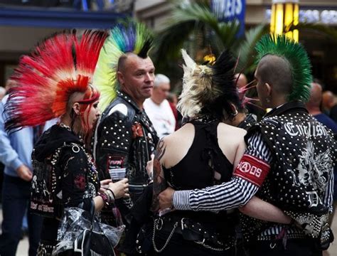 Ozonpress Trobroj časopisa Gradac Pank Ili Pobuna Koja Traje Ozonpress