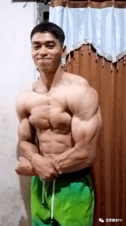 肌肉线条真棒！