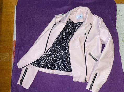 Rosa Jacke Gebraucht In Rüfenacht Be Für Chf 12 Mit Lieferung Auf