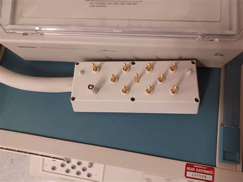 Tektronix 371a Curve Tracer W 371a 371b Test Fixture And Calibration Cert Ebay