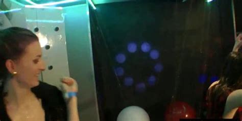 Club Chicks Dancing Erotically Tnaflix Com