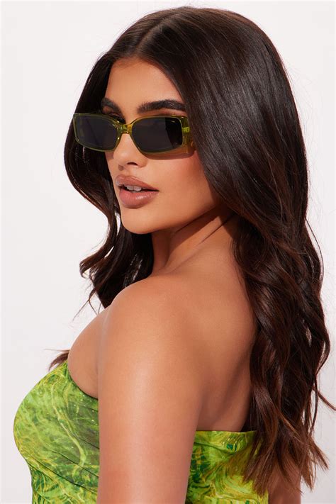Devlin Sunglasses Yellow Fashion Nova