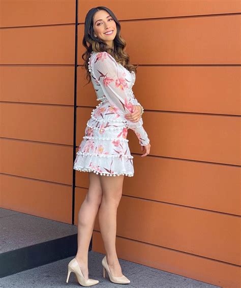 Alejandra Toledanos Feet