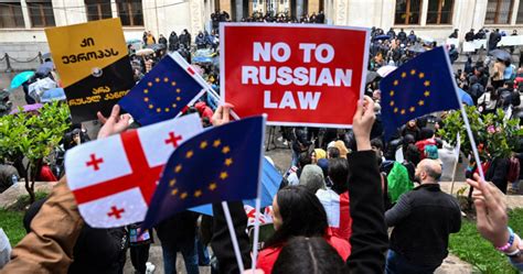 Гүржид болсон жагсаалын үеэр 14 хүнийг баривчилжээ Мэдээ мэдээлэл Монголын иргэн бүрд ажлын