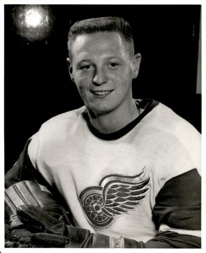 Pf7 Original Photo Bruce Macgregor 1960 71 Detorit Red Wings Nhl Hockey