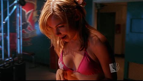 AMANDA WALSH Nude AZNude