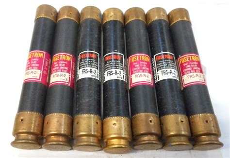 Fusetron Dual Element Fuse Frs R 2 2 Amps 600 Vac 250 Vdc Class Rk5 Lot Of 7 Irontime Sales