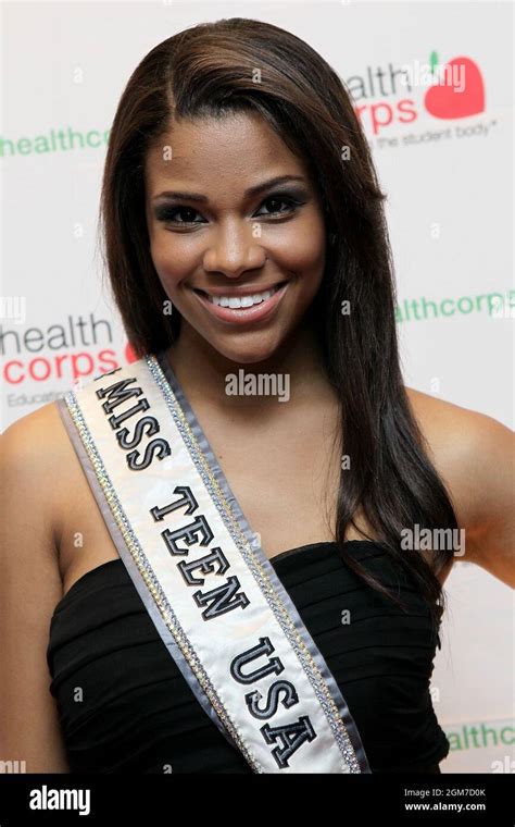 New York Ny Usa 13 April 2011 Miss Teen Usa Kamie Crawford At The 2011 Healthcorps Fresh