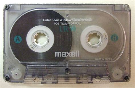 Maxell UR-90 from the late 1980's | Audio cassette, Cassette tapes ...