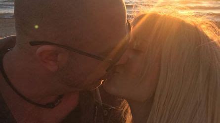 Mia Julia Offenbart Sie Leidet An Depressionen Und Tourette