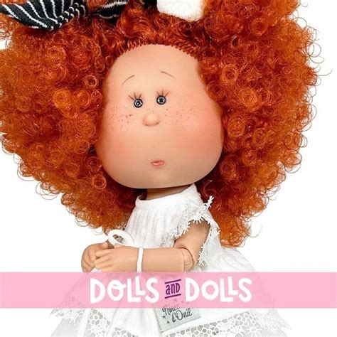 Nines D Onil Doll Cm Mia Articulated Redhead With White Dress And Pet Dolls And Dolls