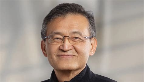 Intel Στο 1 εκατ ο μισθός του νέου Ceo Λιπ Μπου Ταν