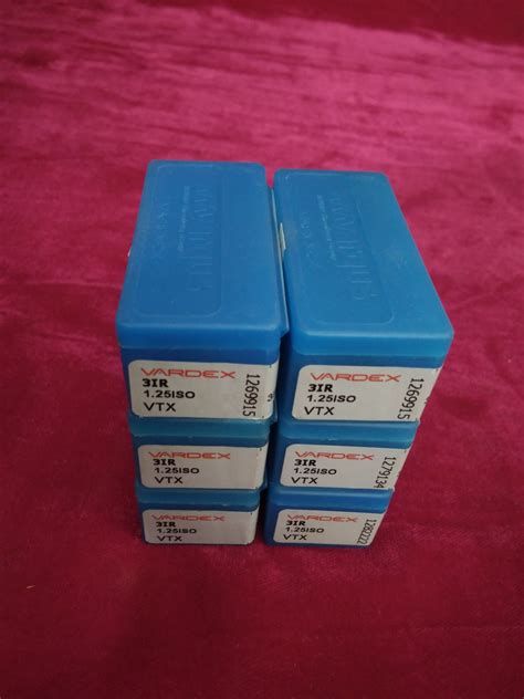 Vardex Threading Inserts Rs 360 Piece Toolings And Technologies Id