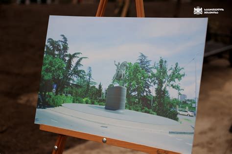 საქართველოს მთავრობა საქართველოს პრემიერ მინისტრმა ირაკლი კობახიძემ თბილისის მერ კახა