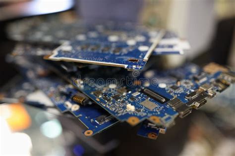 Electronic Assembly System For Processing And Processing Raw Materials