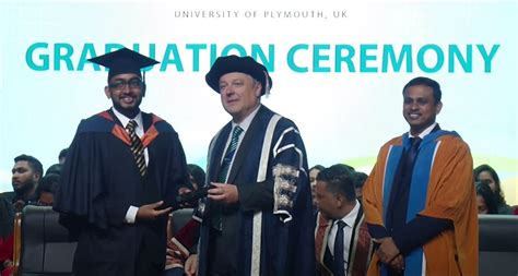 thaanu perera on linkedin officially graduated with a 2nd class upper division in bsc hons