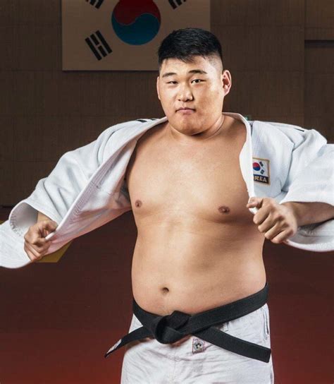 김민종 선수 몸 ㄷㄷㄷㄷ 유머움짤이슈 에펨코리아