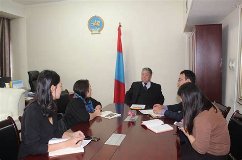 Хөгжлийн бэрхшээлтэй эмэгтэйчүүдийн нөхөн үржихүйн эрх зөрчигдөж байна