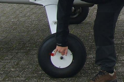 AIM Block Landing Gear Flashcards Quizlet