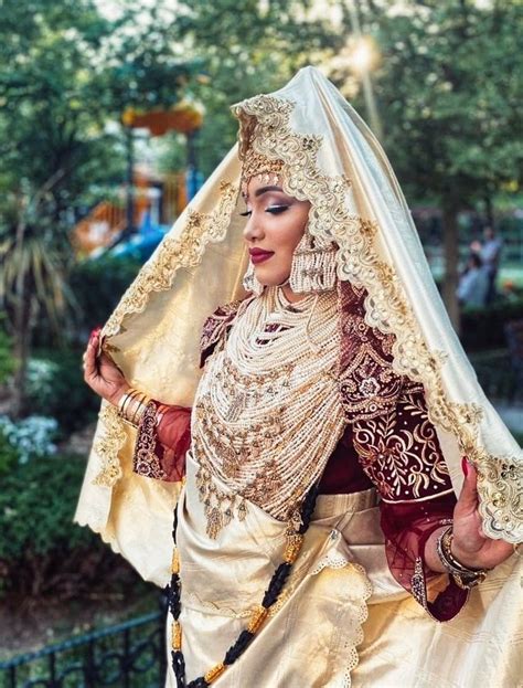 Algerian Bride In Traditional Chedda Of Tlemcen 🇩🇿عروس جزائرية بالشدة