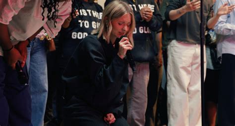 Tiffany Hudson Calls Worship Leaders Back To A God Centered Focus Who