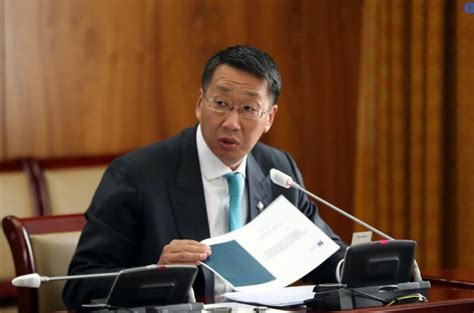 Л Энх Амгалан Англи хэл тойрсон ганц заалтаар иргэдийг талцуулах