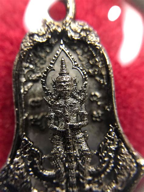 📍รายการที่ ๑ ๕ เนื้อนวะโลหะ ใกล้เต็ม พุทธศิลป์ หลวงพ่อพัฒน์ รุ่นแรก พุทธศิลป์ ถิ่นปากน้ำโพ