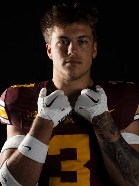 Gophers Football Three Stories To Know About Freshman Star Koi Perich Twin Cities