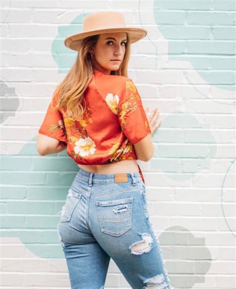 My Friends Tell My Im Built For Bbc Do You Agree Scrolller