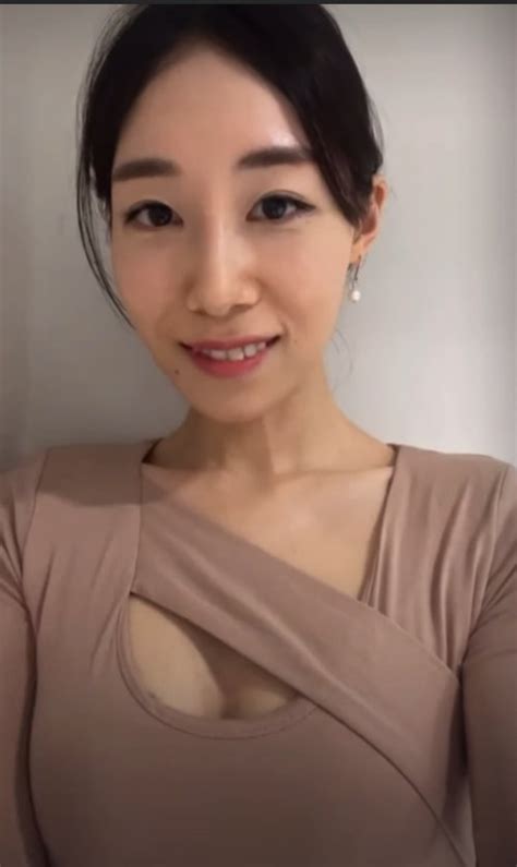 라이브영상 캡처해온 이블린 얼굴 Mlbpark