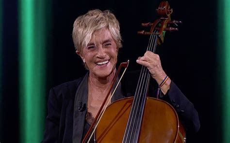 Chelo García Cortés Reaparece En La 1 Con Late Xou Tras La