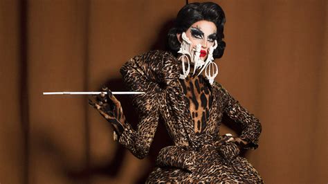Rupauls Drag Race Contestant Aquaria Wears 3d Printed Mask
