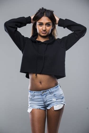 Sunshine Girl Jennifer Toronto Sun