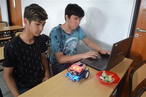 Programando Con Robots Y Software Libre
