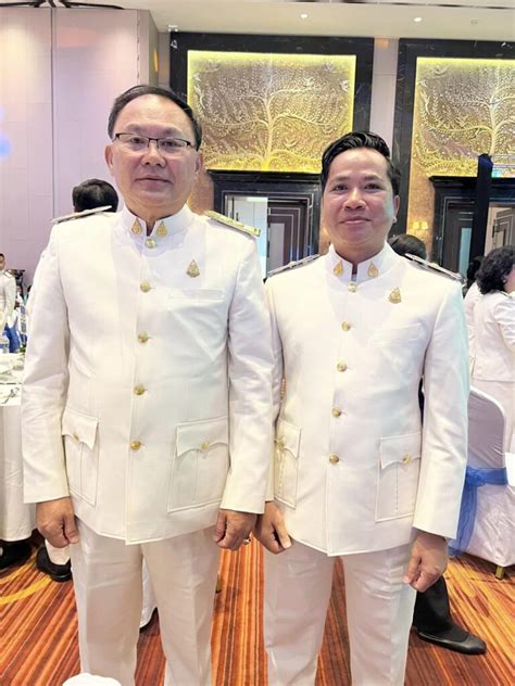 ឧកញ៉ាបណ្ឌិត សំ សុខនឿន សូមគោរពអបអរសាទរ អ្នកឧកញ៉ា លី យ៉ុងផាត់ ក្នុងឱកាសត្រូវបានព្រះមហាក្សត្រ