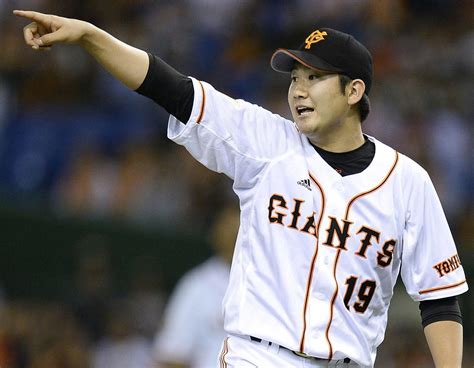 Tomoyuki Sugano Stays In Npr Signs With Giants