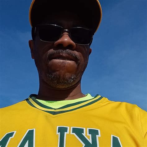 Rafael Davis On Reels Facebook