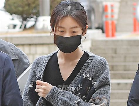 [포토]김새론 음주운전 첫 공판 출석 스타투데이