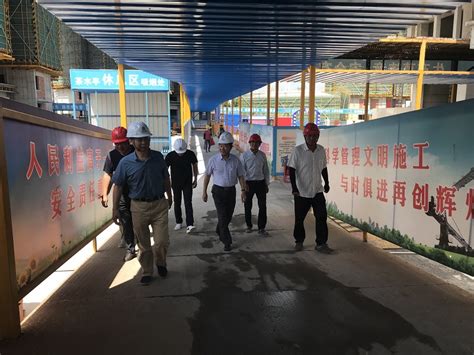 公司开展夏季送清凉慰问活动 公司资讯 江苏仪征苏中建设有限公司