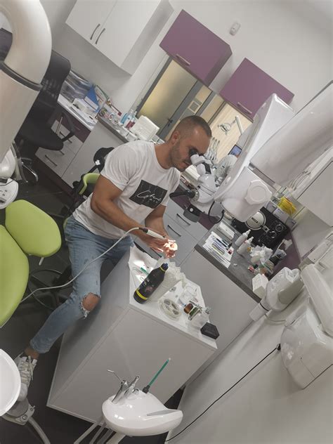 Д р Пламен Славов стоматолог Home Facebook